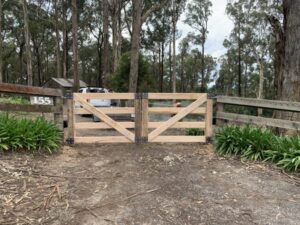 Custom Built Gates | Rustic World Timbers