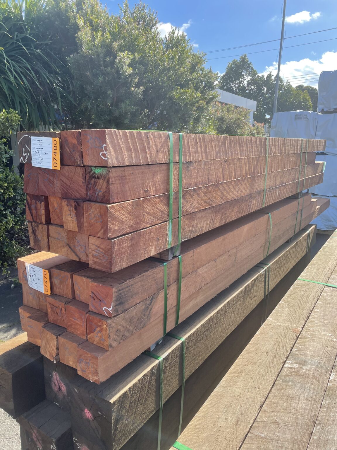 Ironbark Posts 100 x 100mm F14 Heart Free | Rustic World Timbers